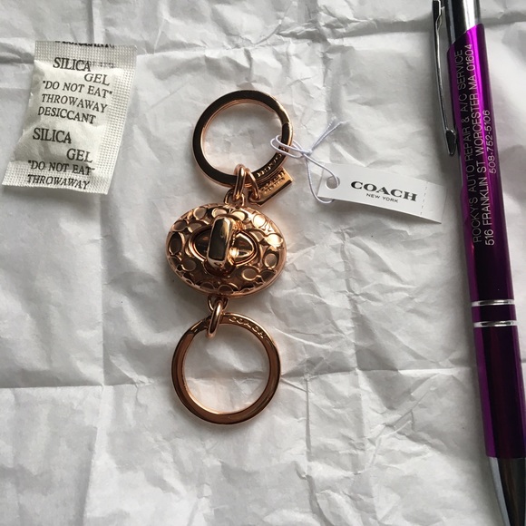 Coach | Accessories | Coach Signature Turnlock Valet Key Ring | Poshmark
